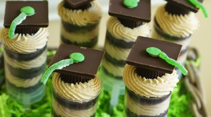 7 Easy Desserts to Make for Your Graduation Party