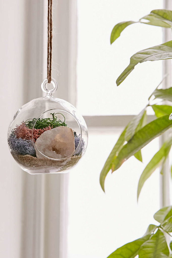 Decorative Items to Upgrade Your Room for Back to School