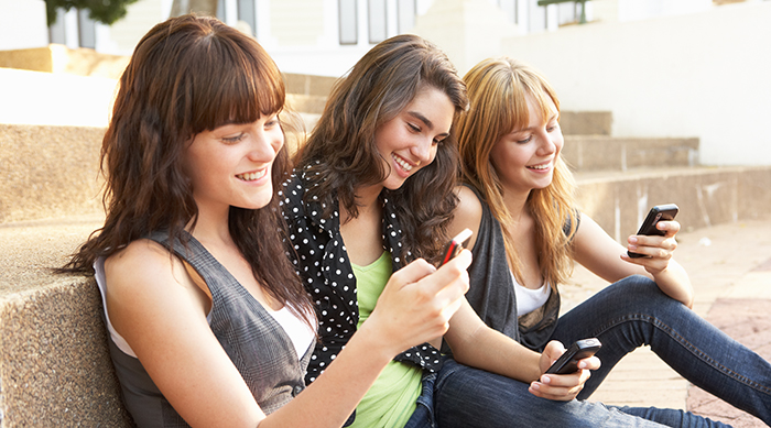 What to Text Your Crush Based on Their Zodiac Sign