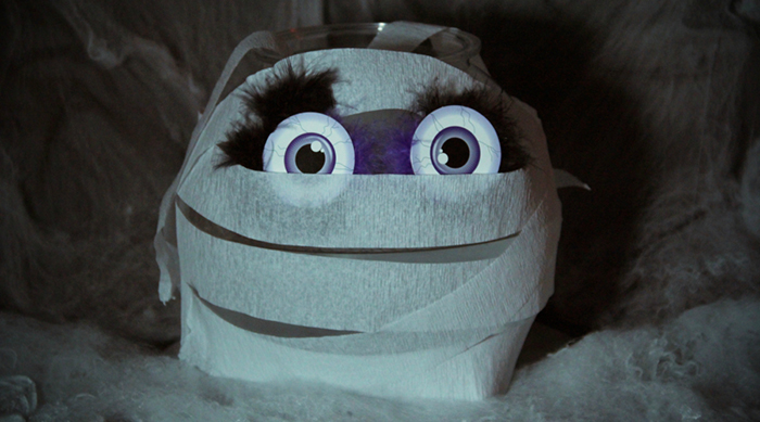 Pet Costume: Dress Your Fish Bowl Up for Halloween