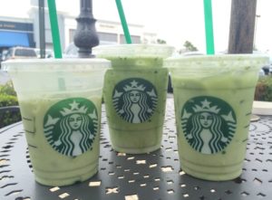 Review of the New Two-Toned Matcha Pink Drink From Starbucks