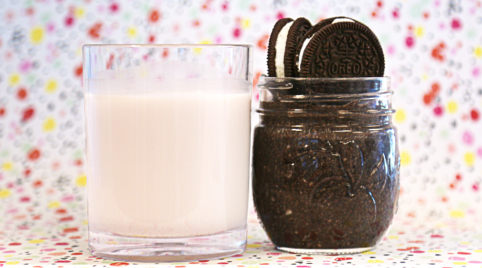 How to DIY Your Own Oreo Cookie Butter Spread