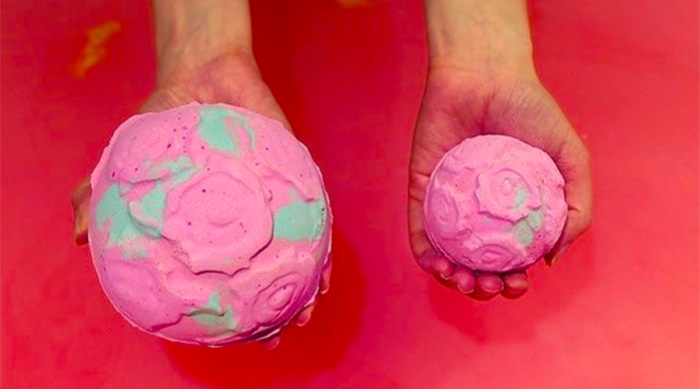 I Tried Lush's Giant Rose Bombshell Bath Bomb