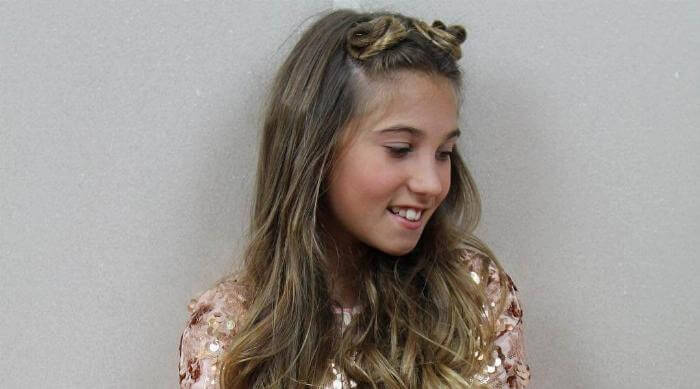 Rosie McClelland Premieres Acoustic Video of 'Handstand'