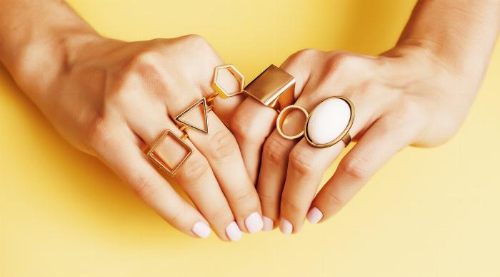 The Symbolic Meaning of Wearing Rings on Each Finger