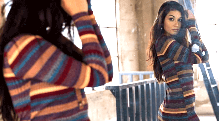 A Pro-Photographer's Advice for Being Confident In Pictures