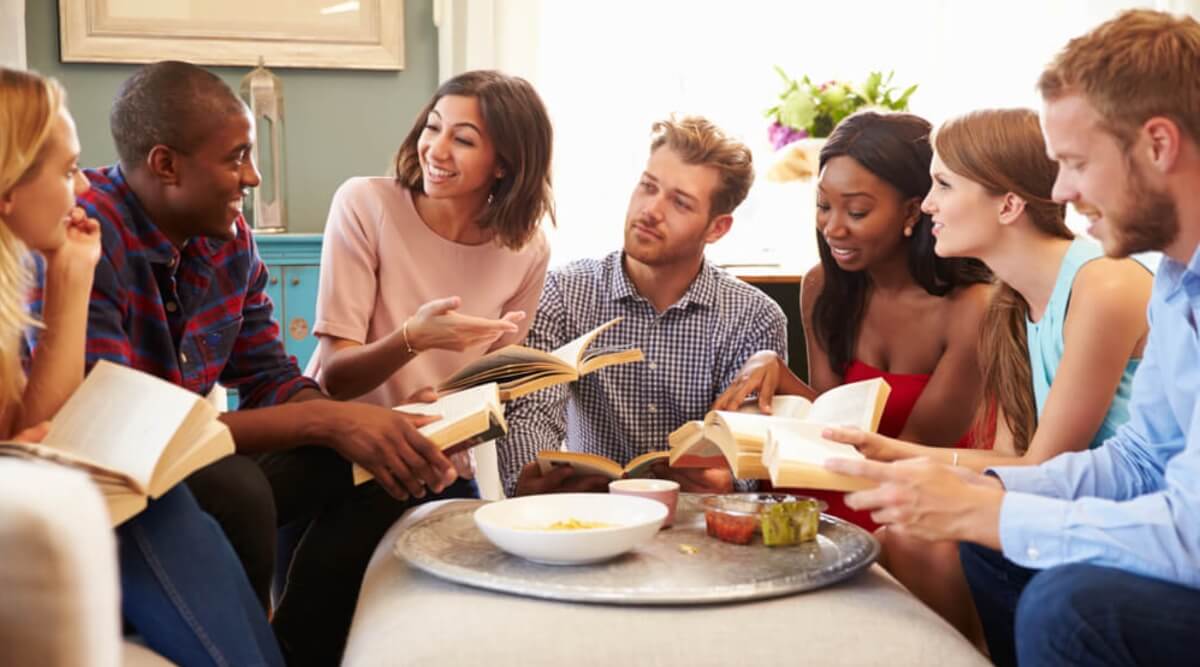 Ways to Meet New Friends and People