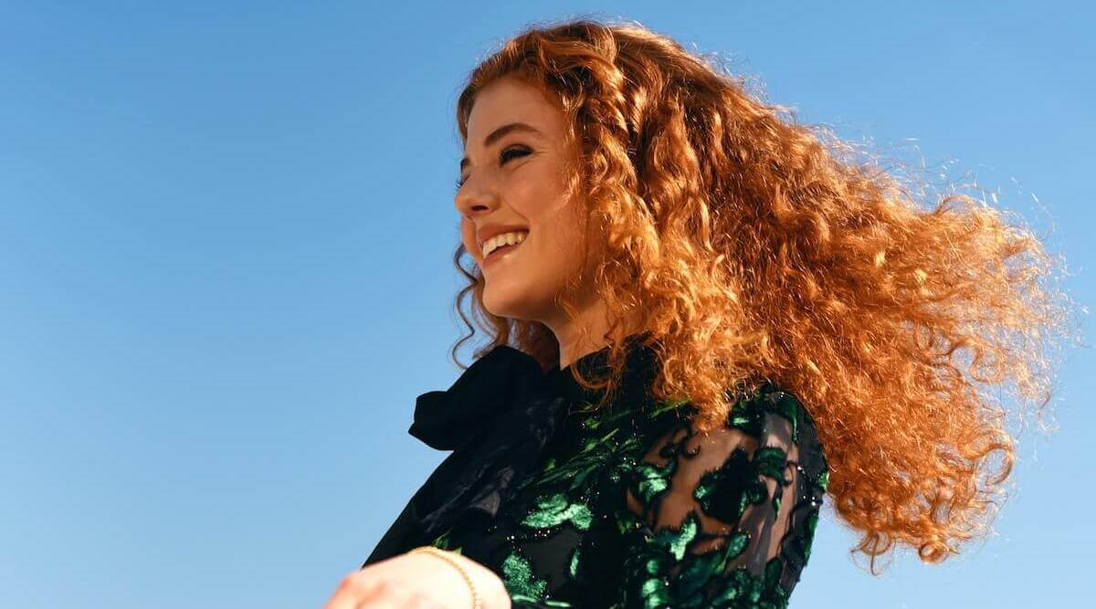 Rachel Stubington Interview on Playing Summer in Shrinking