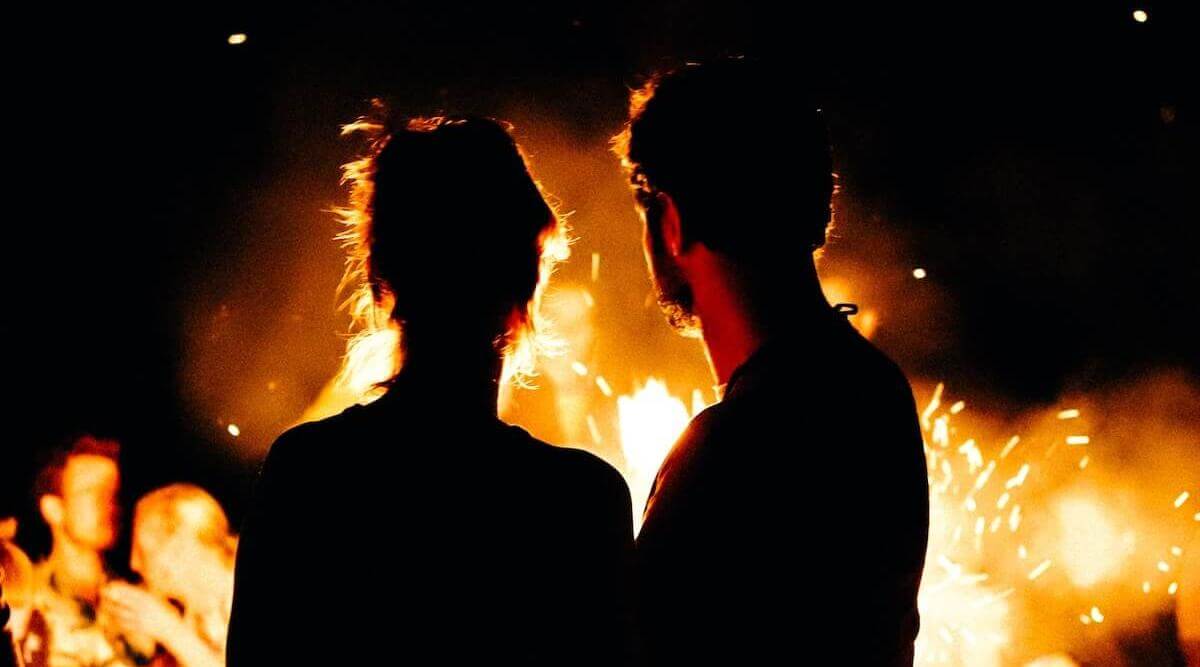 How to Flirt With a Fire Zodiac Sign