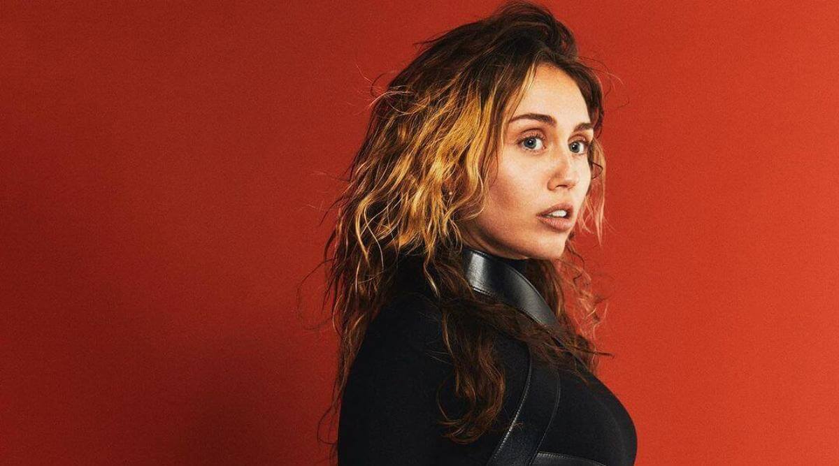 The Best Miley Cyrus 'Bangerz' Lyrics as Instagram Captions