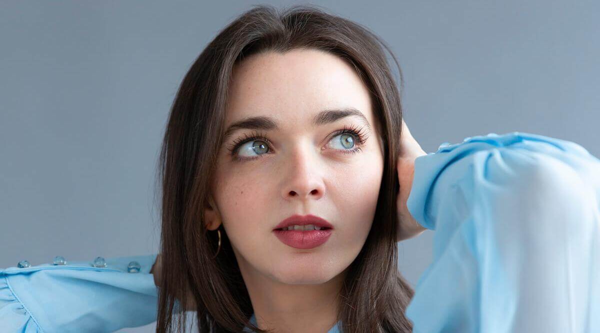 Allison Winn Interview on Mean Girls & Caroline Krafft