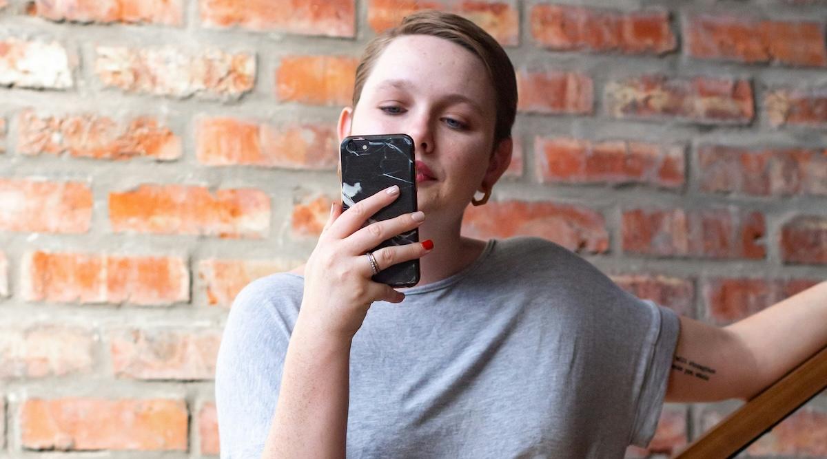 Best Cheesy Pick-up Lines to Use as Instagram Captions