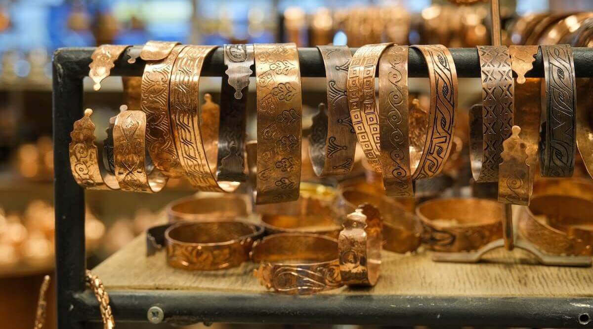 Symbolic Meanings Behind Popular Metals Used in Jewelry